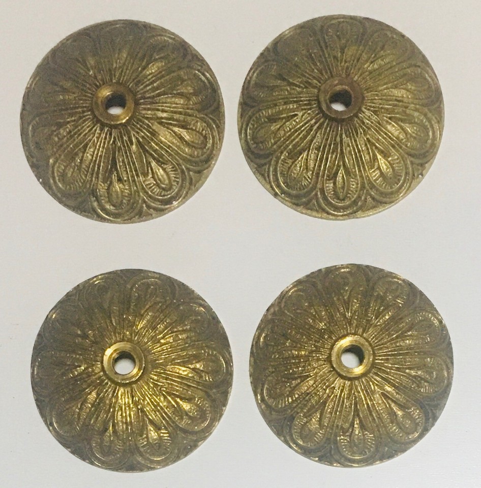 VTG Fancy SPANISH Brass BOBECHE 3 1/4" LAMP PART 4 pin holes 10 petals ...