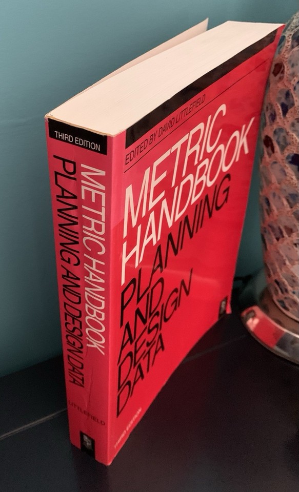 Metric Handbook: Planning and Design Data (3rd Edition) by David ...