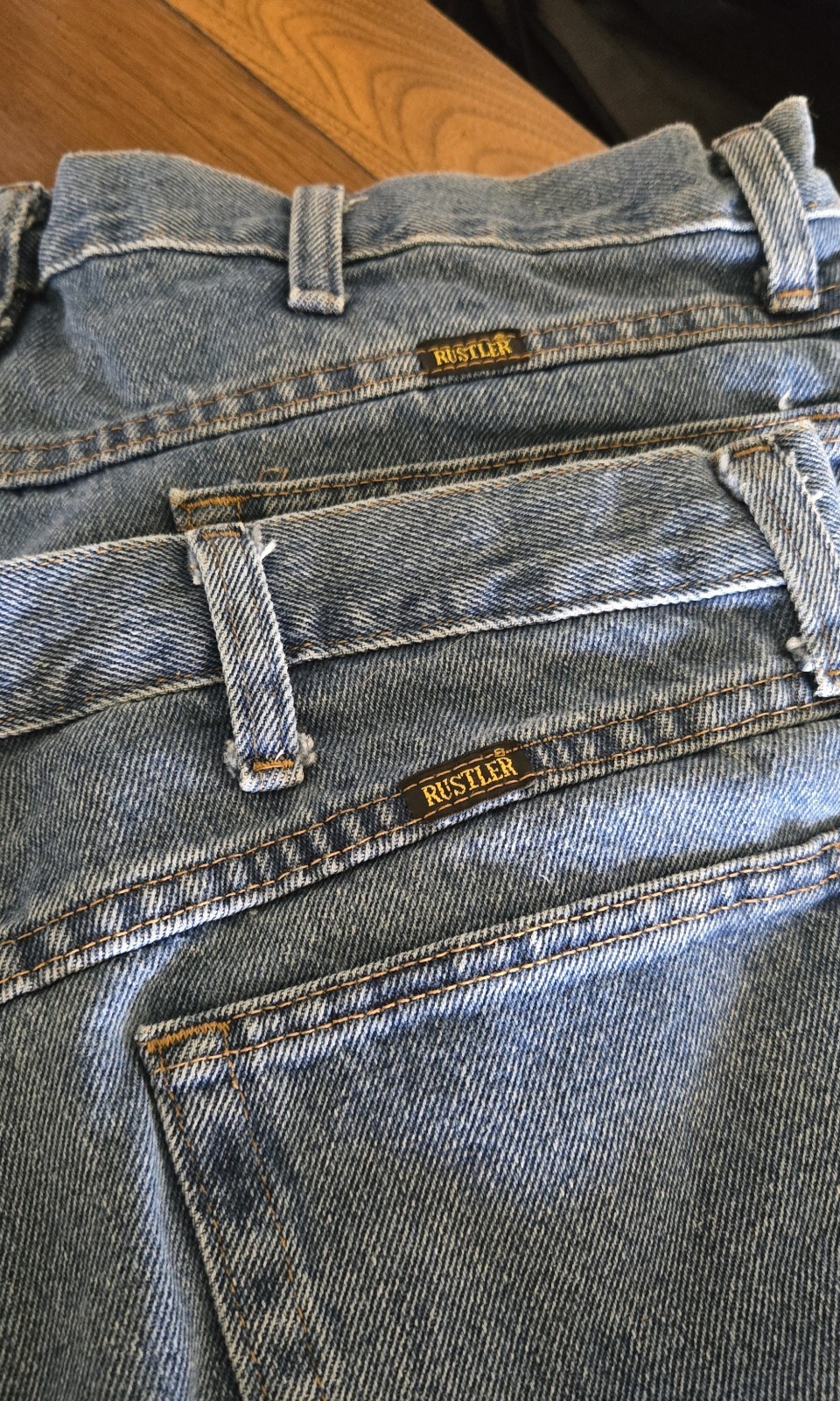 Rustler Men's Jeans Medium Wash 100% cotton Lot Of 2… - Gem