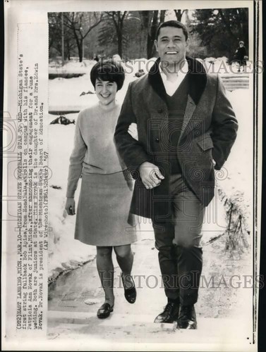 1967 Press Photo Michigan State's Bob Apisa & Patricia Ann Novak ...