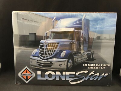 Moebius International LoneStar 1:25 Scale Plastic Model Kit 1300 NISB ...