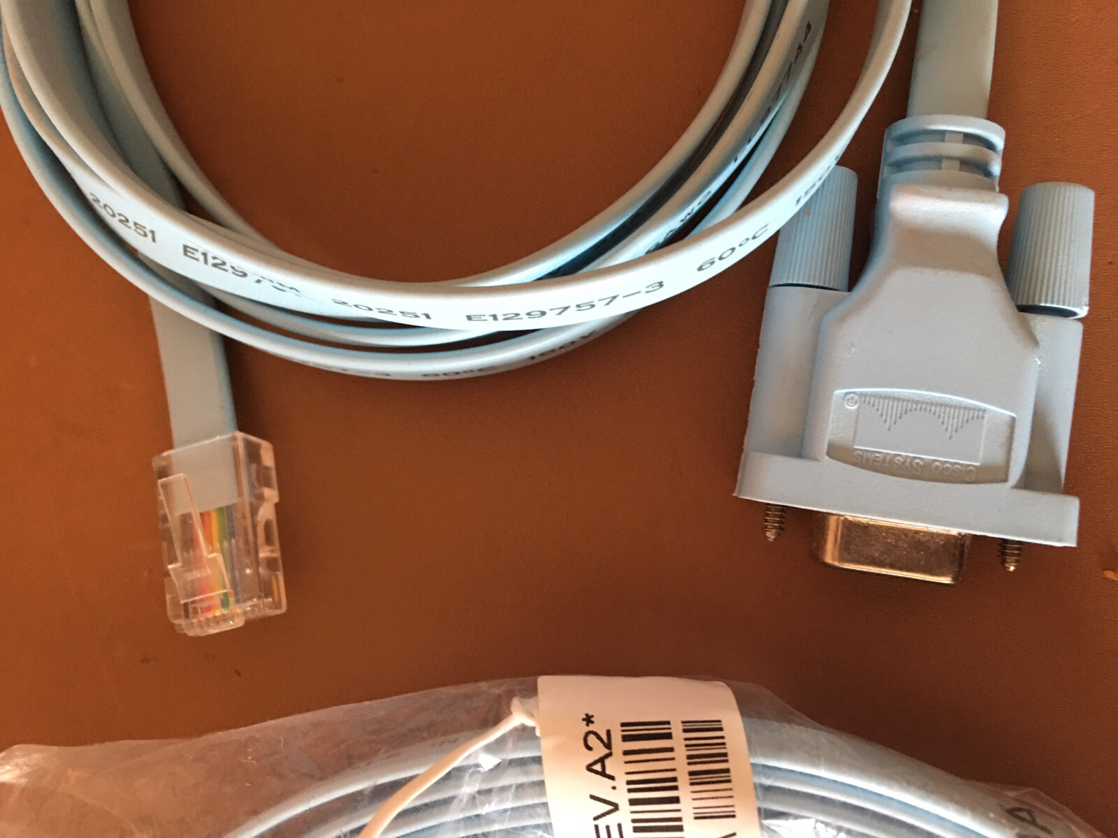 CISCO ROLLOVER CONSOLE CABLE DB9 Female to RJ45 Male 72-3383-01 US REV ...