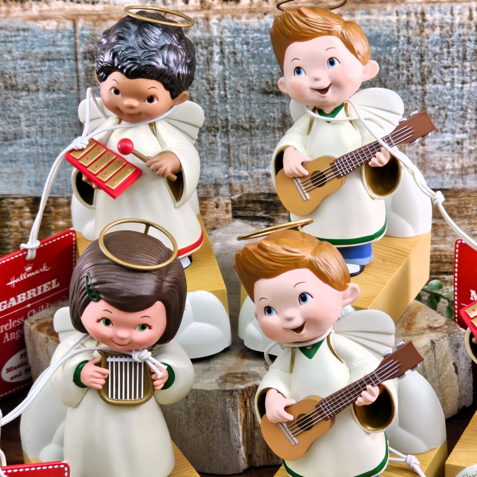 Hallmark Christmas Angle Choir Wireless Sync with One Another Motion 2 ...