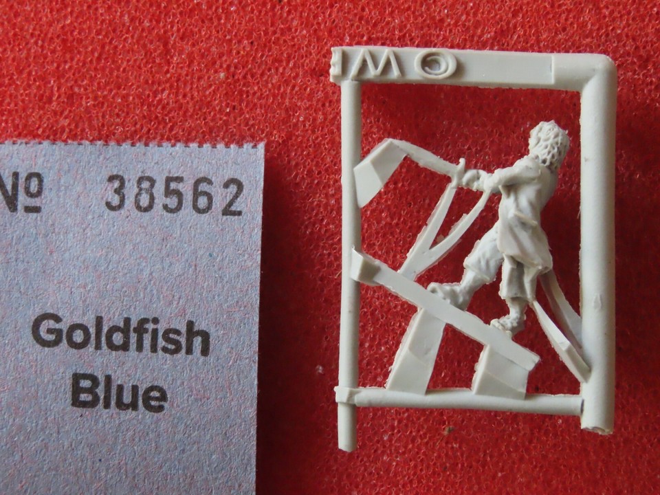 Games Workshop The Hobbit Bilbo Baggins with Sting LoTR Riddles in the ...