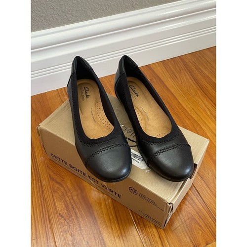 NIB Clarks Women's Sara Bay Ballet Flat Black Size 7 | eBay