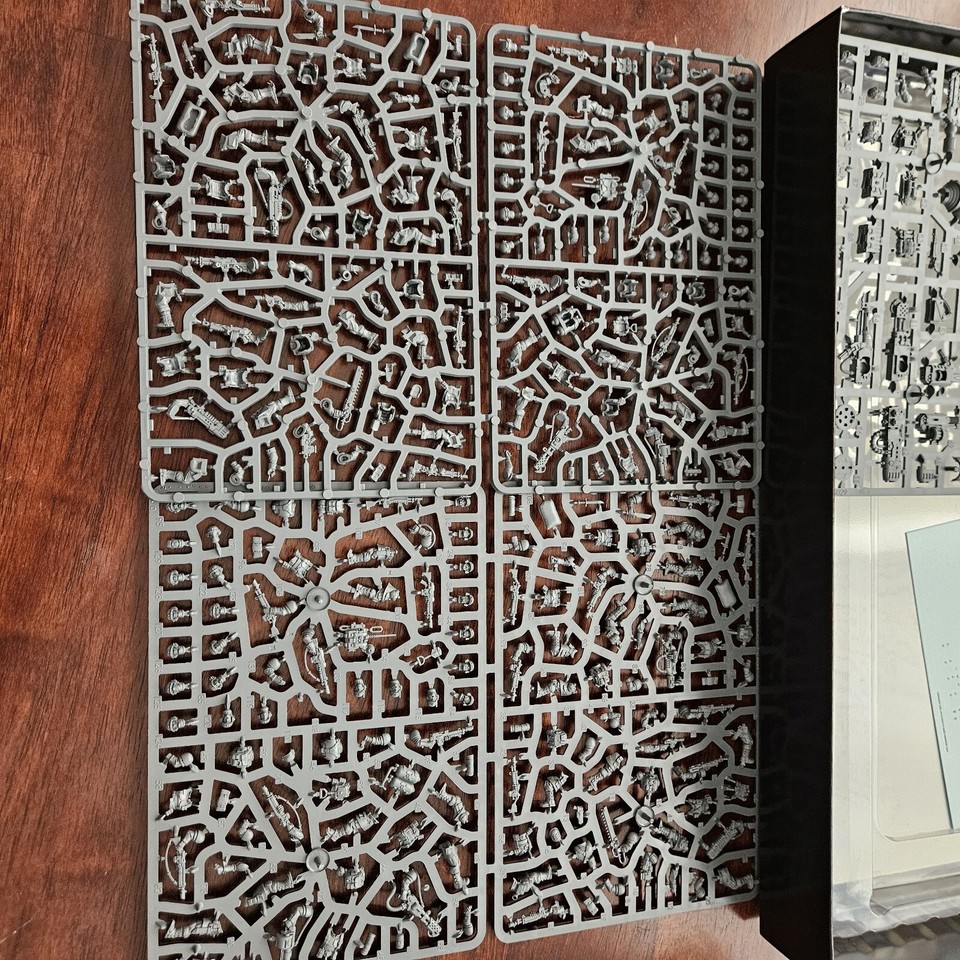 Warhammer 40k Cadia Stands: Astra Militarum Army Set Box GW No Codex ...