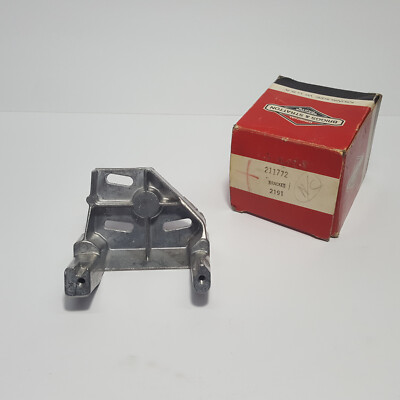 New Briggs & Stratton 211772 Armature Mounting Bracket | eBay