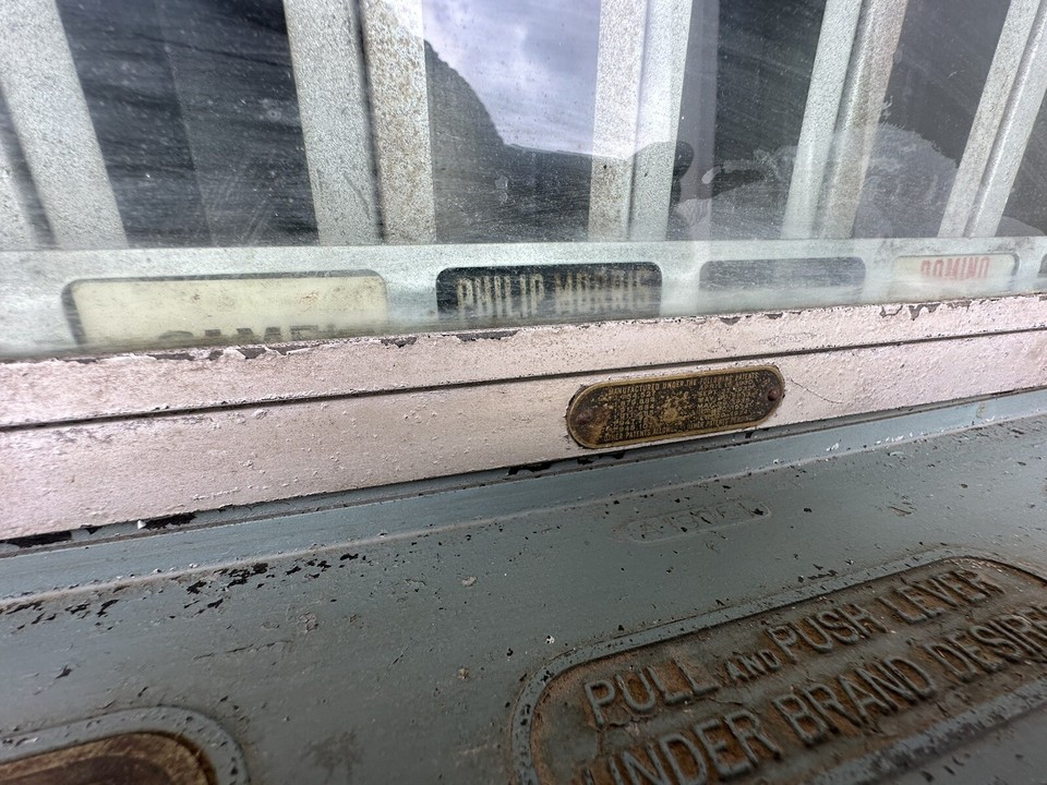 Vintage 1930’s Art Deco Rowe “Aristocrat” Cigarette Vending Machine w ...