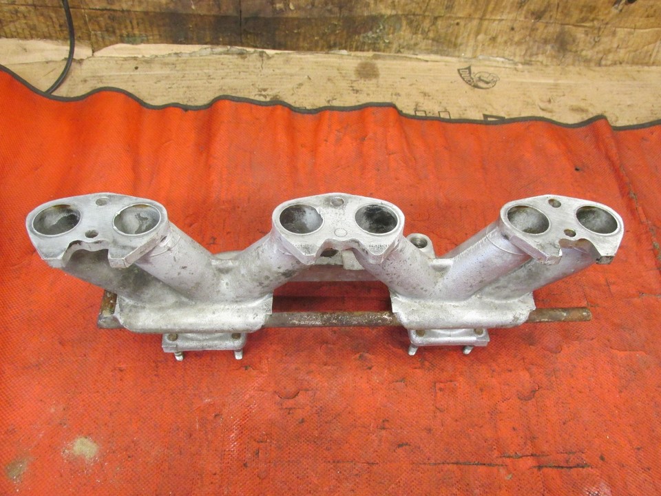 Triumph TR6 Original CF Intake Manifold, Stanpart # 3265