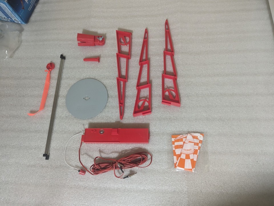 New Estes Rocket Launch Pad Button Controller Model Rocket Tripod ...