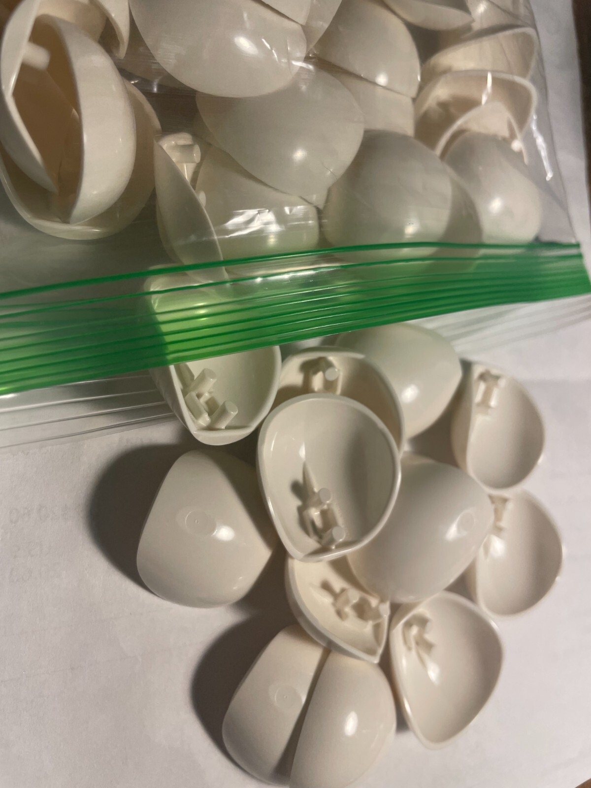 LEGO-NEW-#21560-WHITE-LARGE AAMOR/ROUND/SMOOTH/FLOWER PETAL-10 PIECES ...