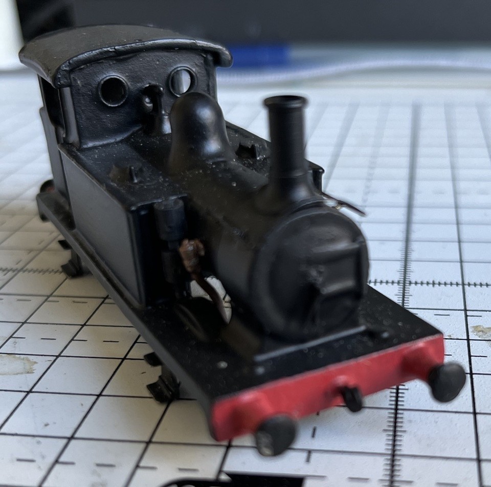 OO Wills Finecast Kit built SECR Southern SR BR black P class loco body ...