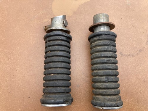 SUZUKI TS125 TC125 REAR FOOTREST FOOTPEG 71-77 Original | eBay