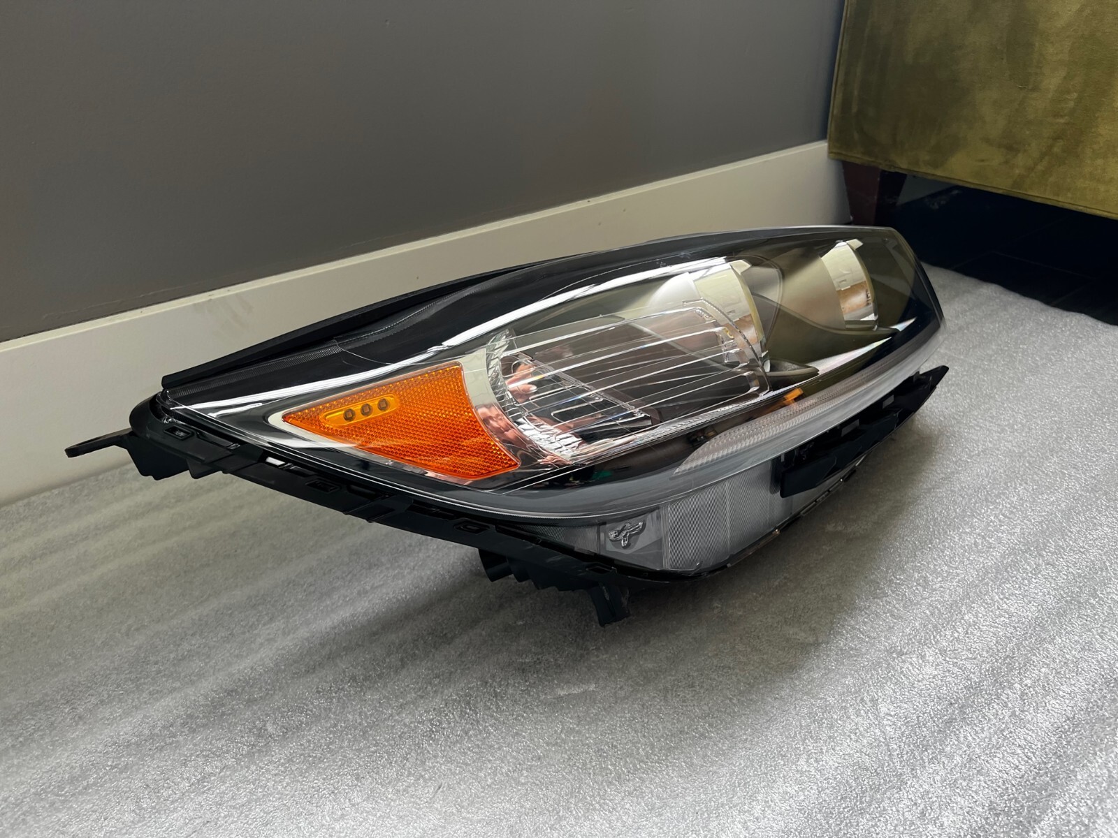 2019-2020 KIA SORENTO HEADLIGHT * RH * OEM HALOGEN & LED DRL 92102 ...