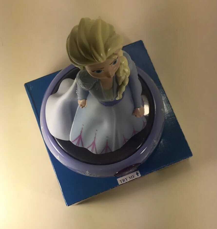 NEW Disney FROZEN 2 II ELSA Figure NIGHT LIGHT Auto Shut-Off Child-Safe ...