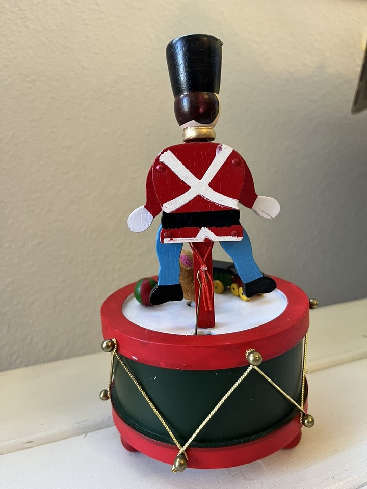 Vintage Commodore Wooden Musical Wind Up Box Christmas Nutcracker 7” | eBay