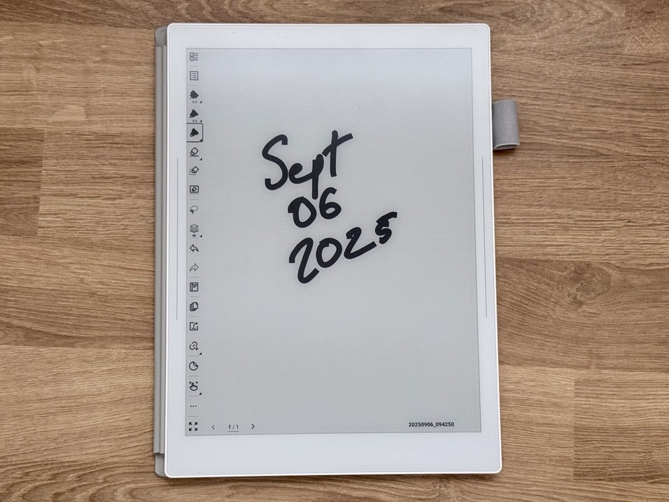 Supernote Manta A5X2 Excellent Condition, With Pen, Half-Folio, And Box ...