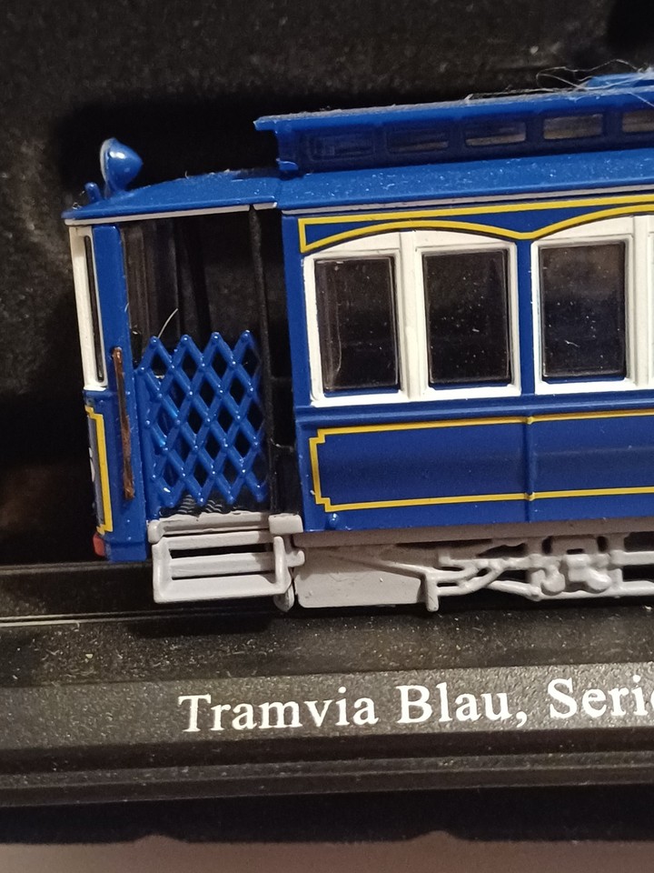 Atlas Trams of the World 7519014 Ex shop stock, Please see pictures ...