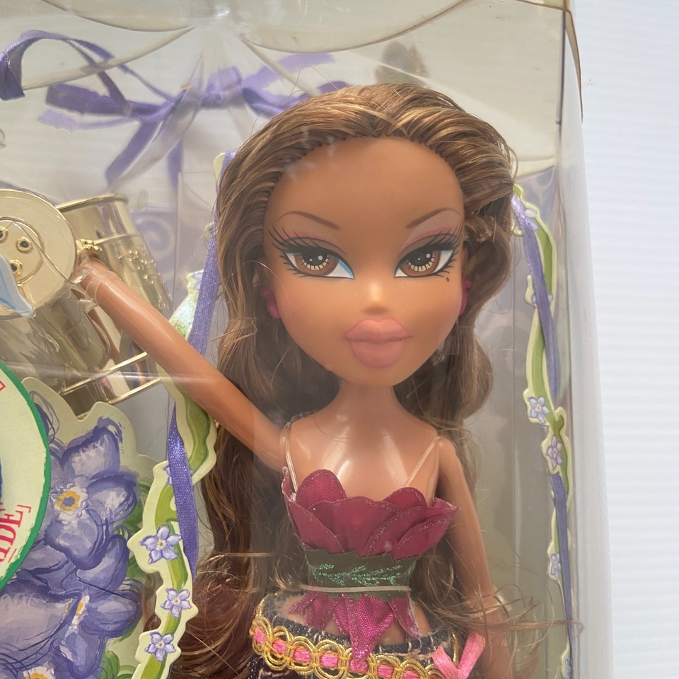 Bratz Flower Girlz Yasmin NIB New Flower Girls 2007 | eBay Australia