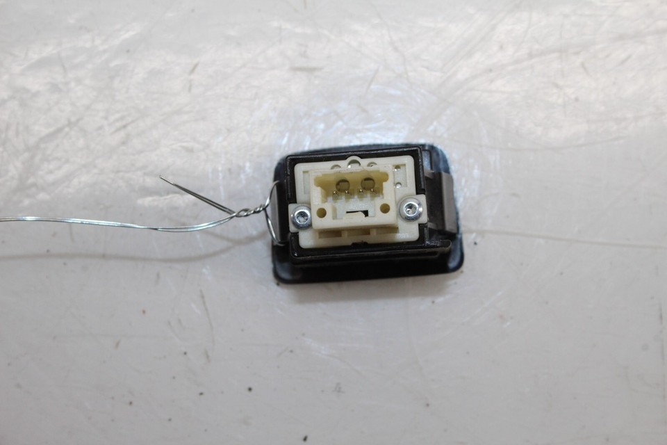 2017-2019 Fiat 124 Spider Trunk Release Button OEM FA59 | eBay