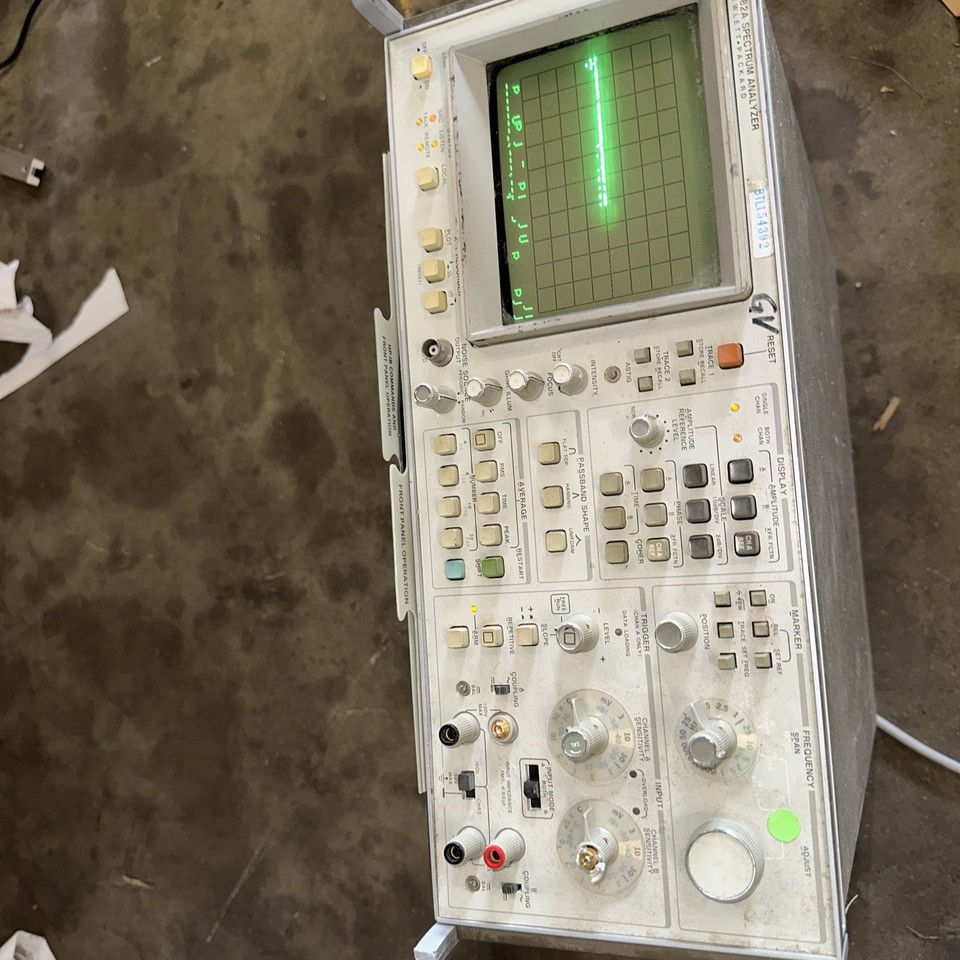 HP 3582A Dual-Channel Dynamic Spectrum Analyzer Tested For The Power ...