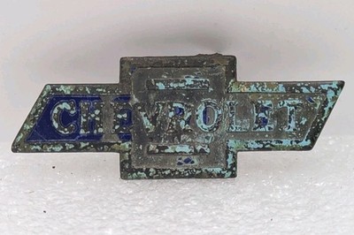 Rare 2" CHEVY Chevrolet Fox Company Enamel & Chrome Brass Radiator ...