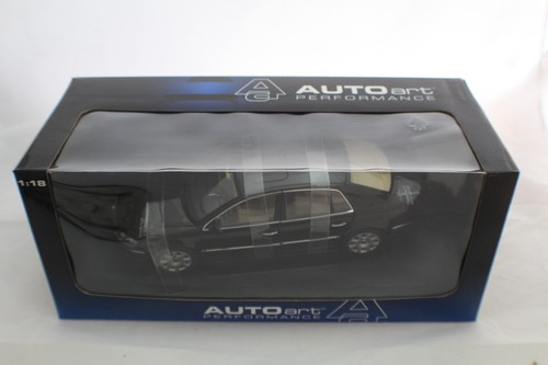 1-18 Autoart VW PHAETON BLACK # 79741 | eBay