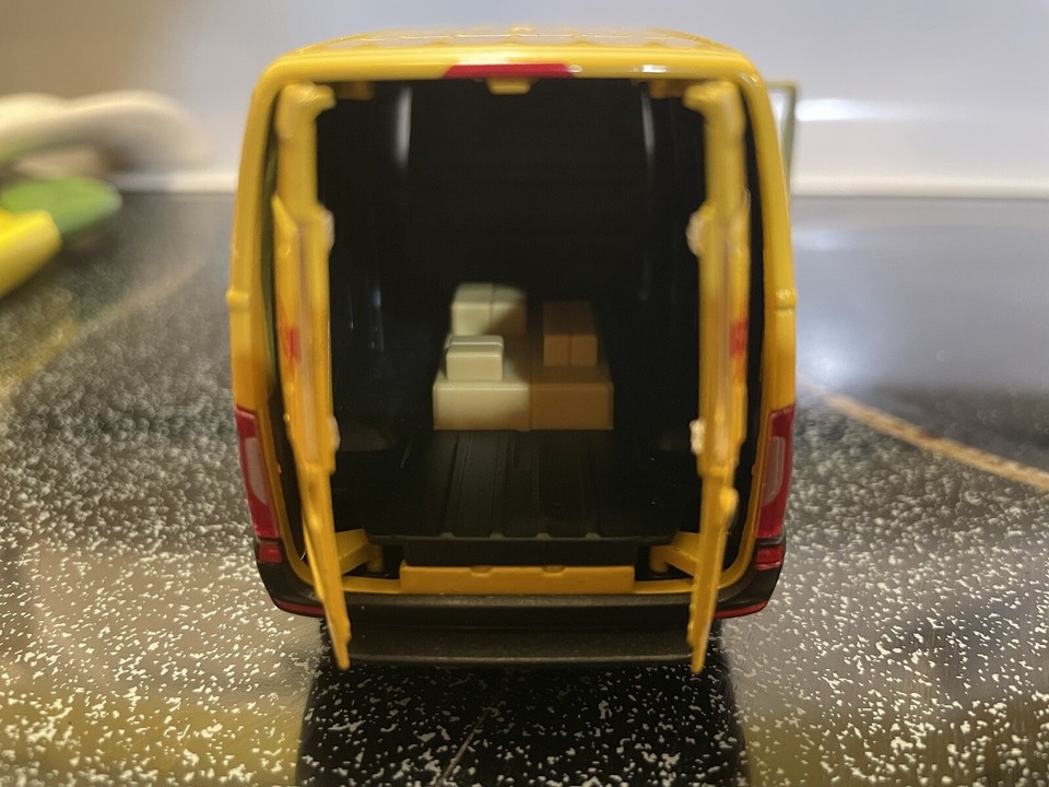 5'' Kinsmart DHL Mercedes Benz Sprinter Van Diecast Car 1:48 NEW Pull ...