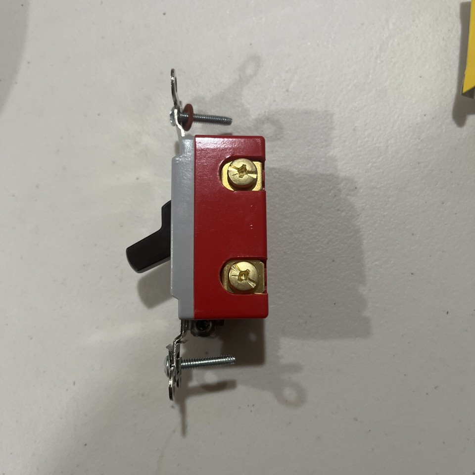 NEW, HUBBELL HBL1221 TOGGLE SWITCH SINGLE POLE 20A 120-277V, FREE ...