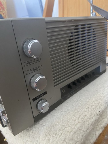 GE Spacemaker Color TV with AM/FM Radio | eBay