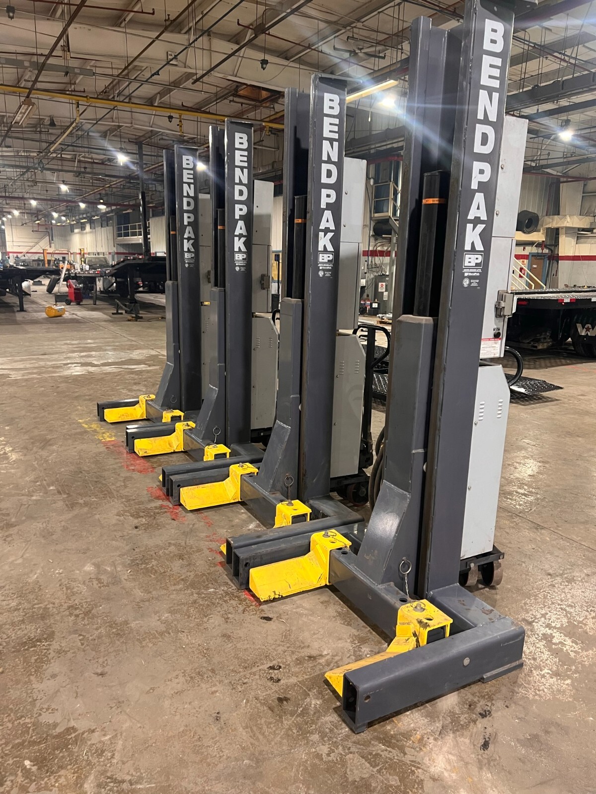 BendPak 4 Post Mobile Lift | eBay