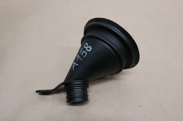 Volkswagen Phaeton 2005 Diesel 165kw Oil Filler Cap 059103482C for sale ...