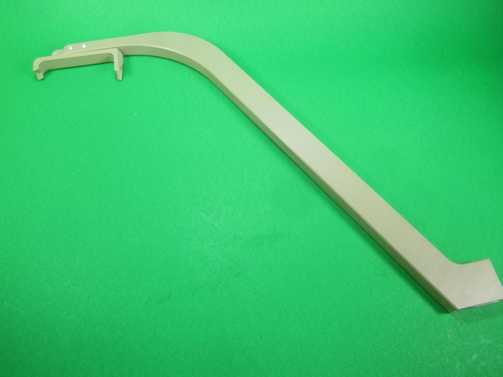 Applied Materials AMAT -- 0010-15708 -- FINGER ASSY PEEK, LG, WALKING ...