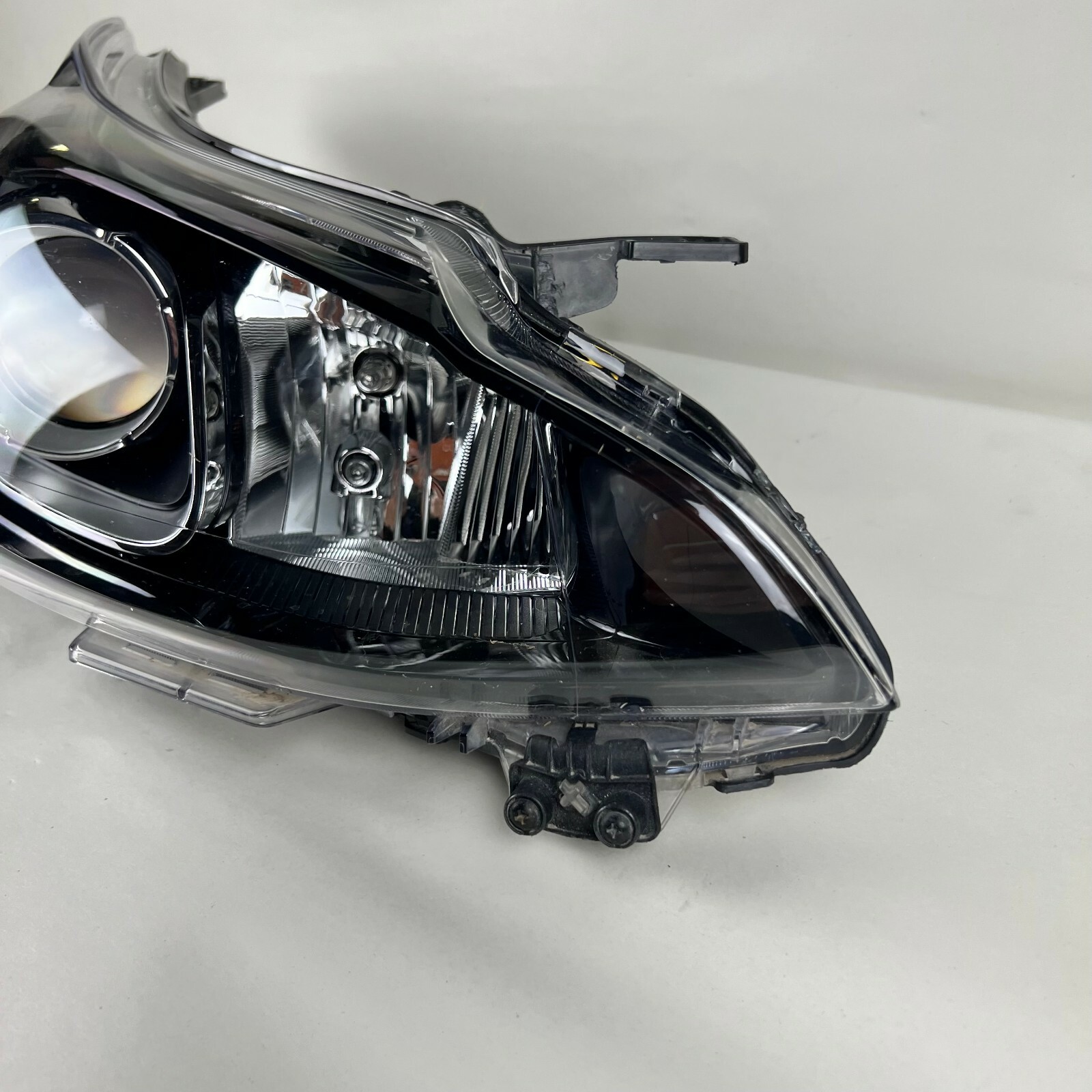 OEM GM 2019 2020 2021 Chevy Spark Right RH Halogen Projector Headlight ...