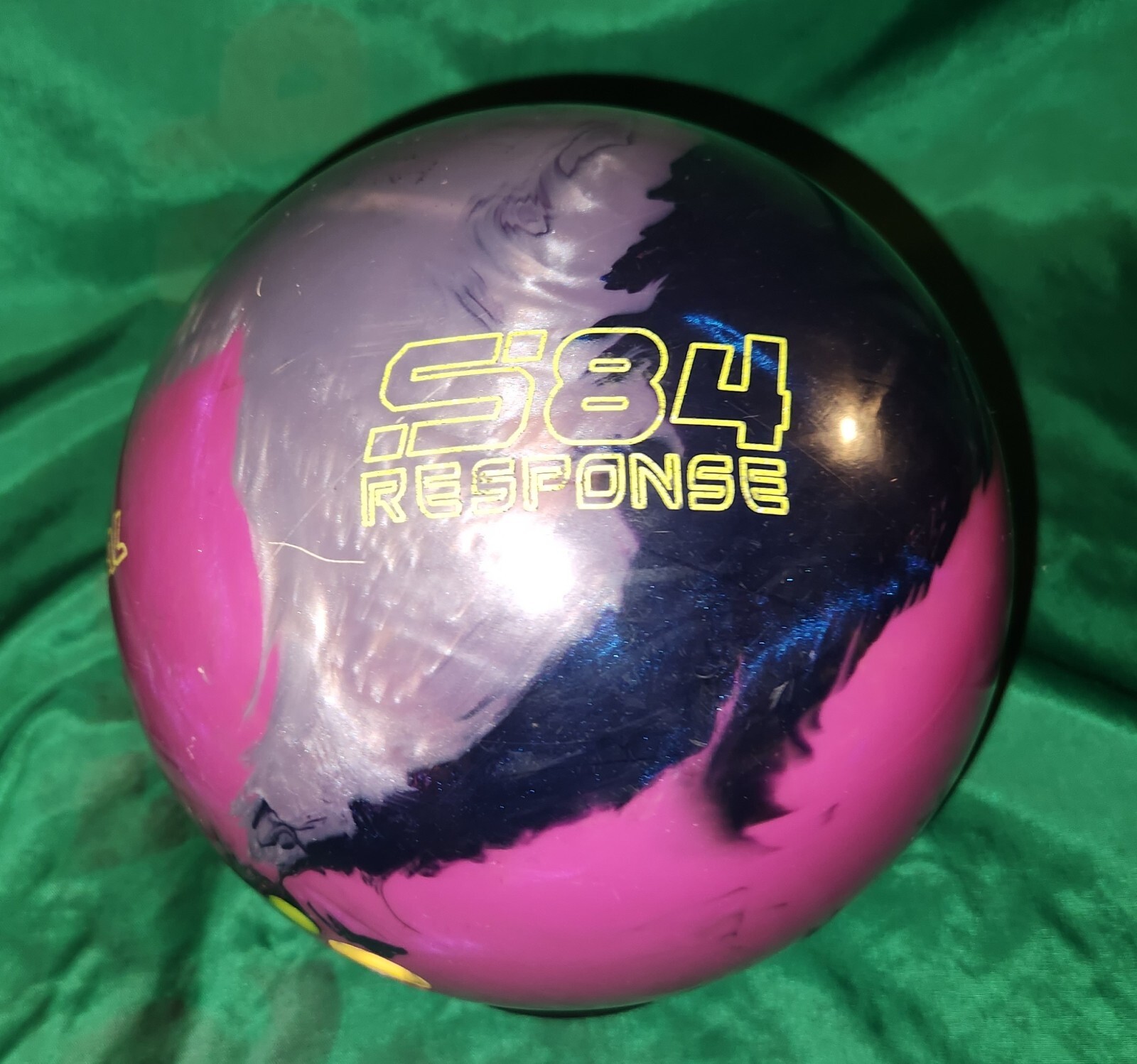 900 Global Eternity Bowling Ball 15 lbs Preowned Span 4 1/4 Inches | eBay