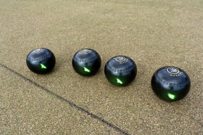 Tippers CHALKIES LAWN BOWL FLURO GREEN CHALK MARKERS FOR LAWN BOWLERS ...