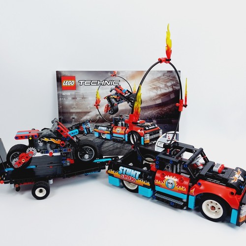 LEGO 42106 Technic Pull Back Stunt Show Motorbike Truck Trailer Ring of ...