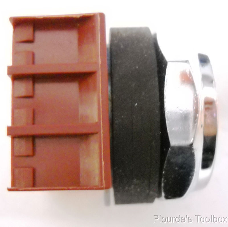 New Siemens 30mm Green Flush Push Button Switch, 3SB03-PFG | eBay