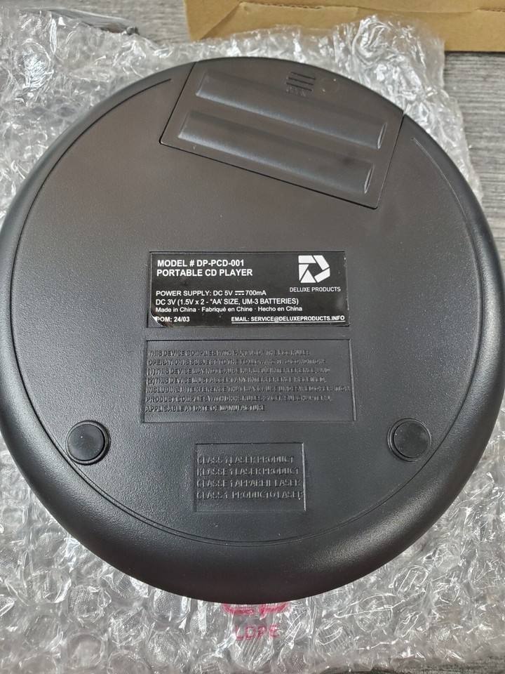 Deluxe Products CD Player Portable with 60 Second Anti Skip, Stereo Earbuds | eBay