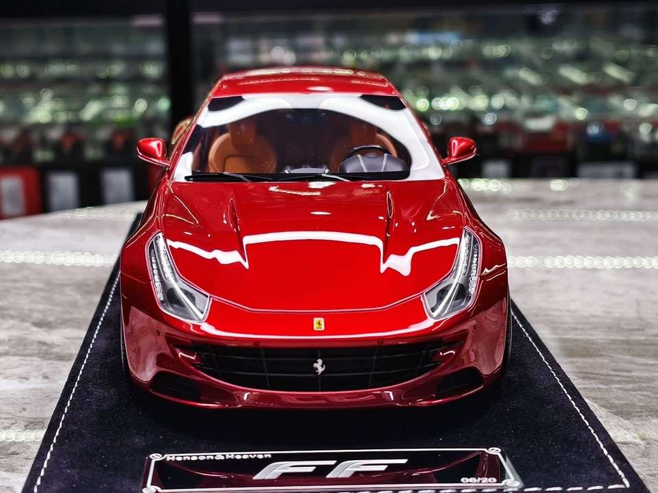 *SUPER RARE* HH Model 1/18 Ferrari FF V12 (Rosso Fuoco Red) LIMITED 20 ...