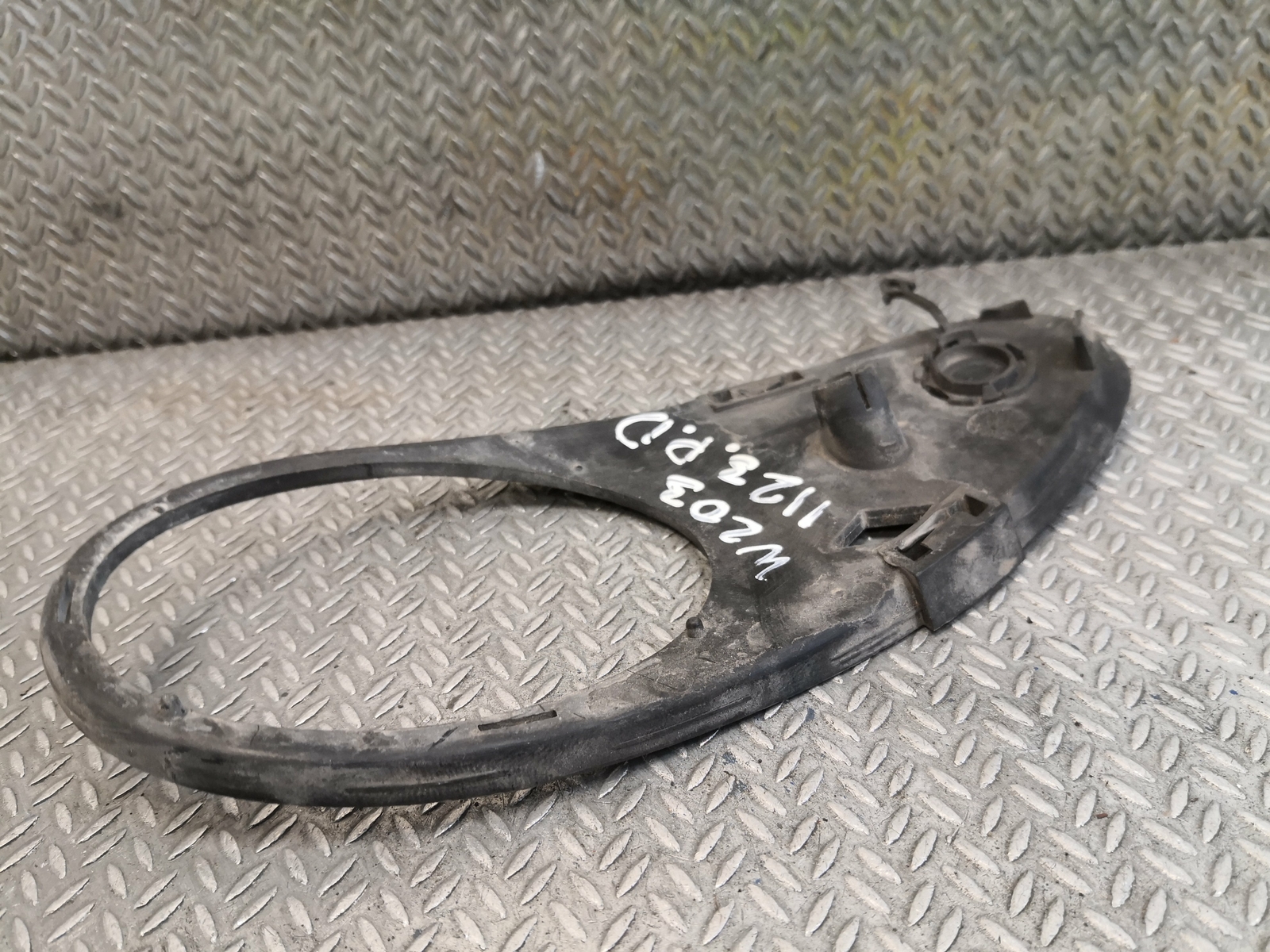 MERCEDES-BENZ C W203 Front Bumper Right Side Fog light Grill 2038850623 ...