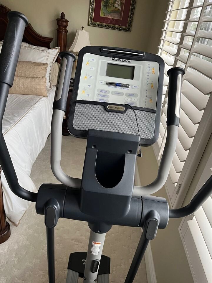 Nordic Track AudioStrider 990 Pro Rear Drive Elliptical Trainer ...