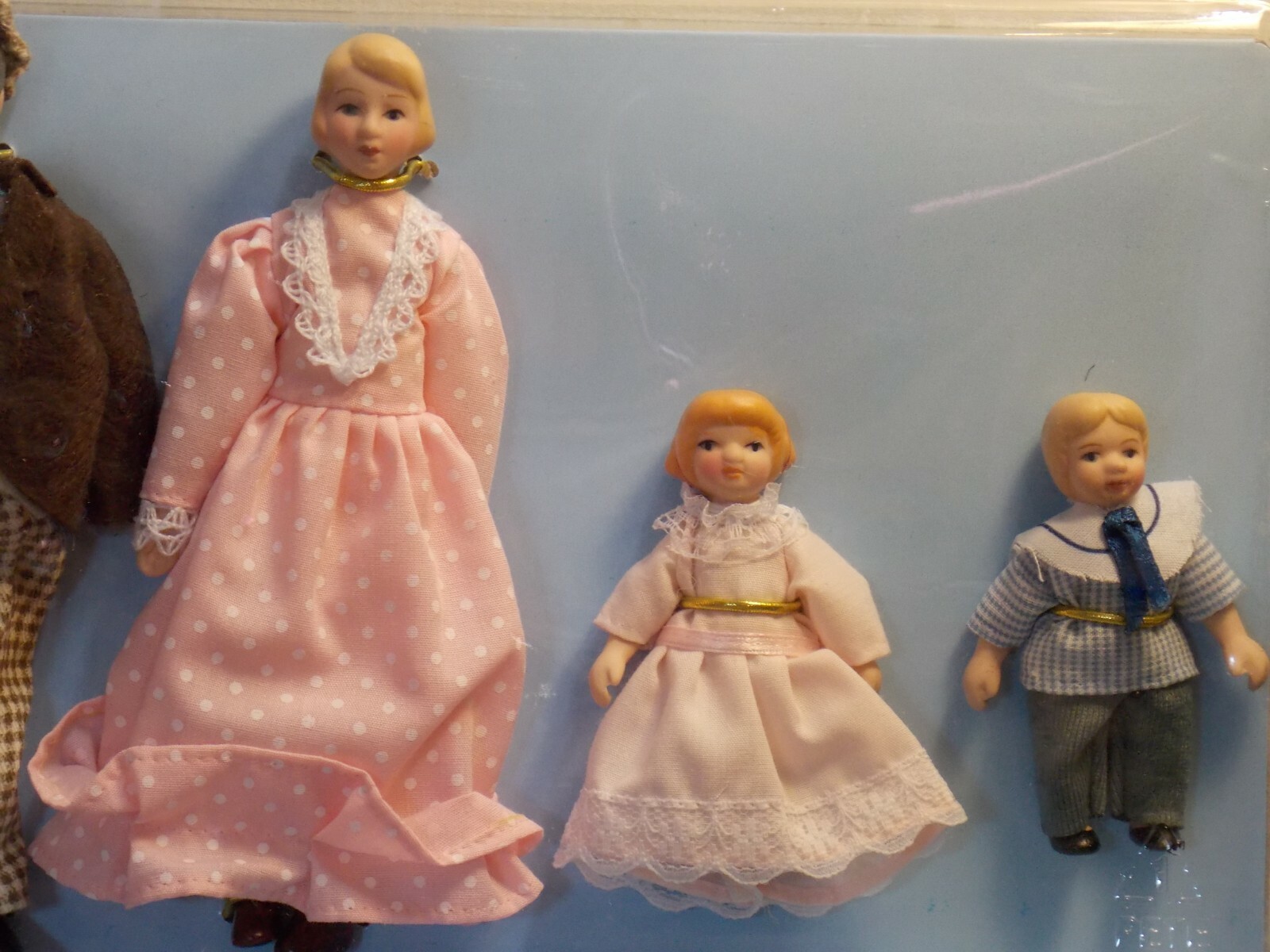 Dollhouse Miniature Doll Family Dad Mom 1:12 one inch scale N6 Dollys ...
