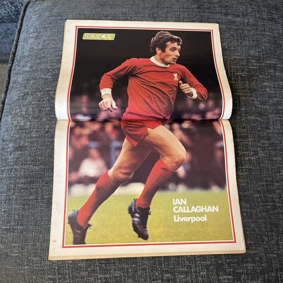 Shoot Magazine - 11 Dec 1971 - Ian Callaghan Peter Dobing Duncan Forbes ...