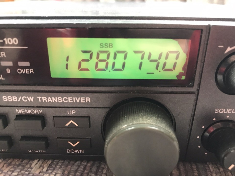 Certified Realistic HTX-100 10-Meter SSB/CW Mobile Ham Radio ...