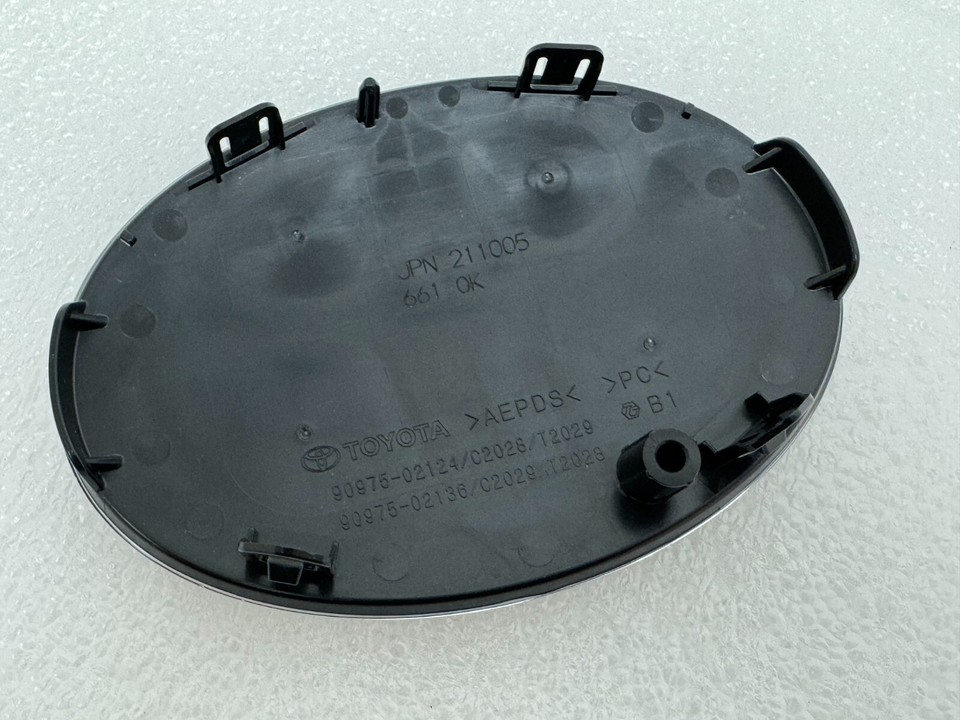 FITS TOYOTA COROLLA GRILLE FRONT EMBLEM 90975-02124 OEM 2019 20 21 22 ...