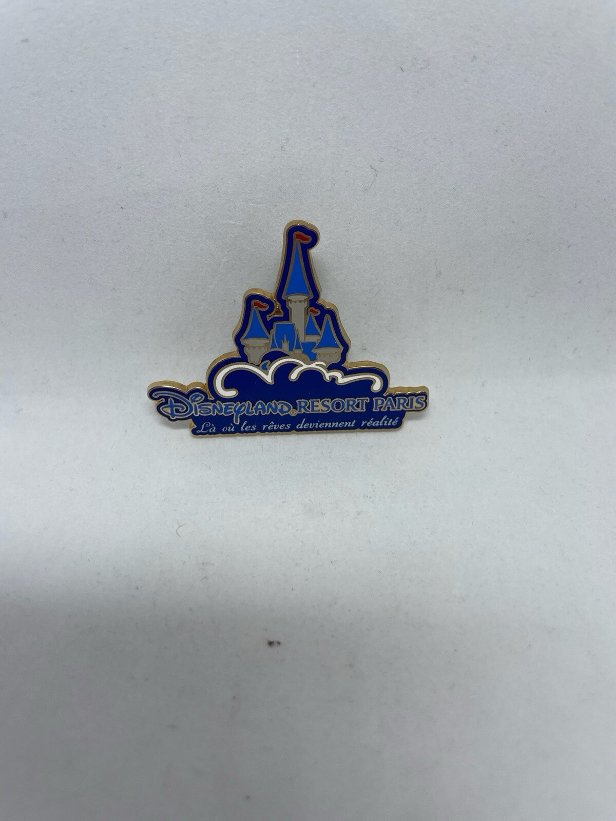 Disneyland Resort Paris - Castle & Clouds Pin | eBay