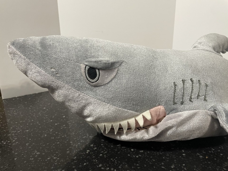 Disney Finding Nemo Chum Mako Shark Hook Hand Puppet Plush Stuffed Toy ...