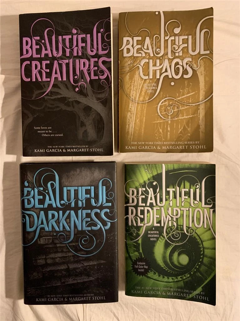 Beautiful Creatures Book Cover