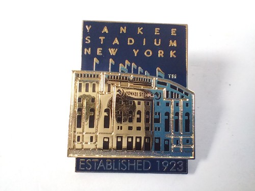 New York Yankees Pin Hat Lapel Pin MLB Baseball Yankee Stadium Peter ...